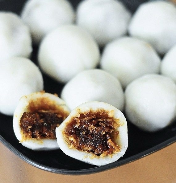 Why Is Mothagam the Favorite Sweet of Lord Ganesha? - Rise&Inspire